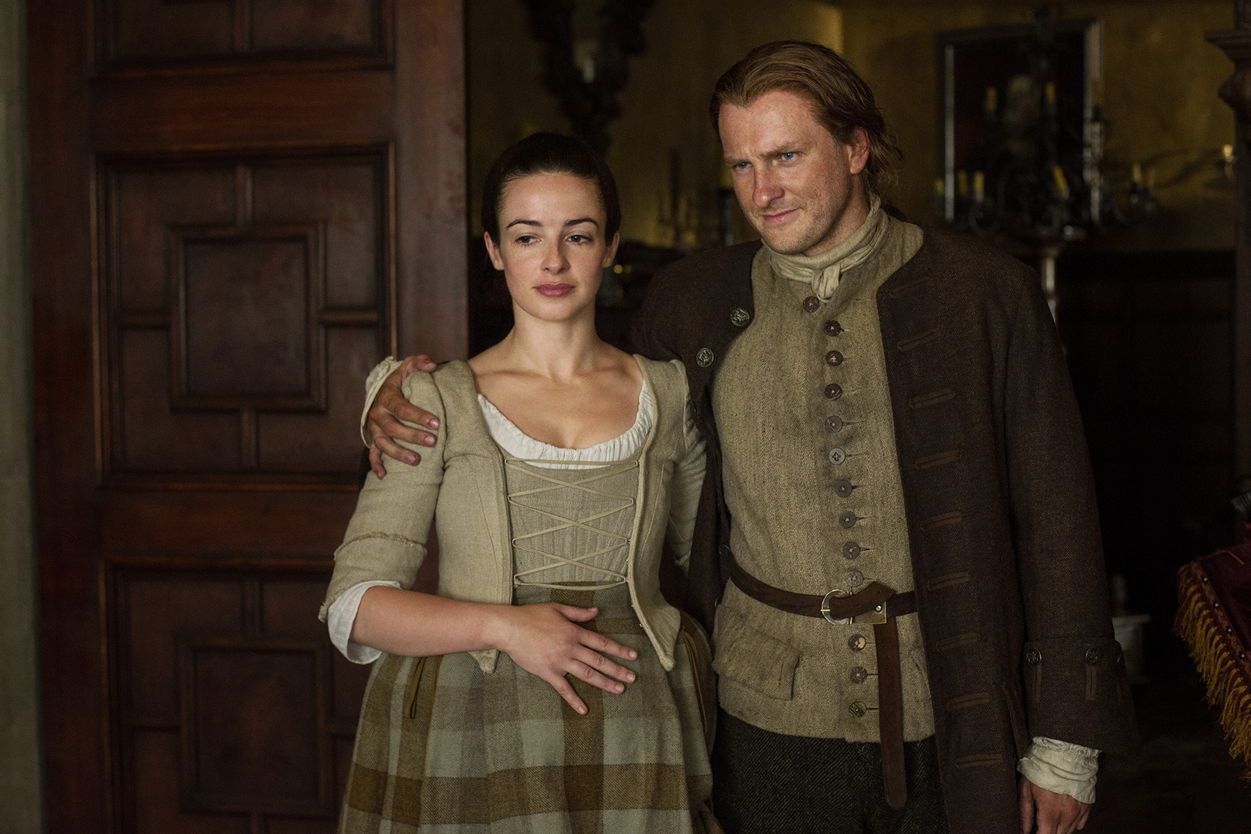 Many New Official and Behind the Scenes Photos Released for 'Outlander ...