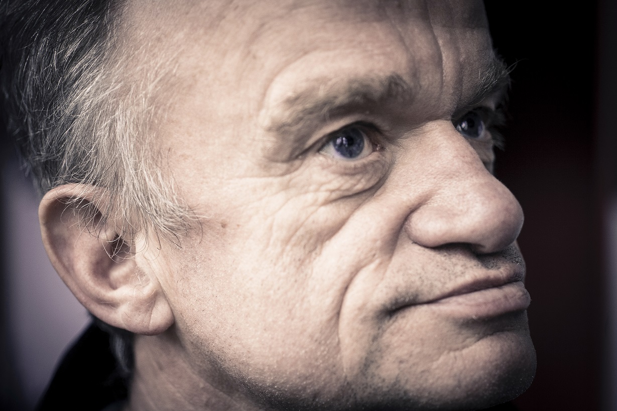 Dominique Pinon Cast as Master Raymond in 'Outlander' | Outlander TV News